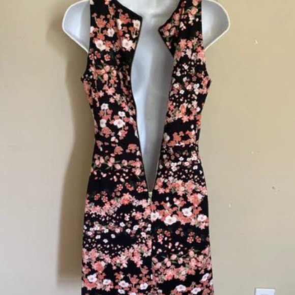 Dresses | Ladies Summer Armless Flower Dress | Poshmark